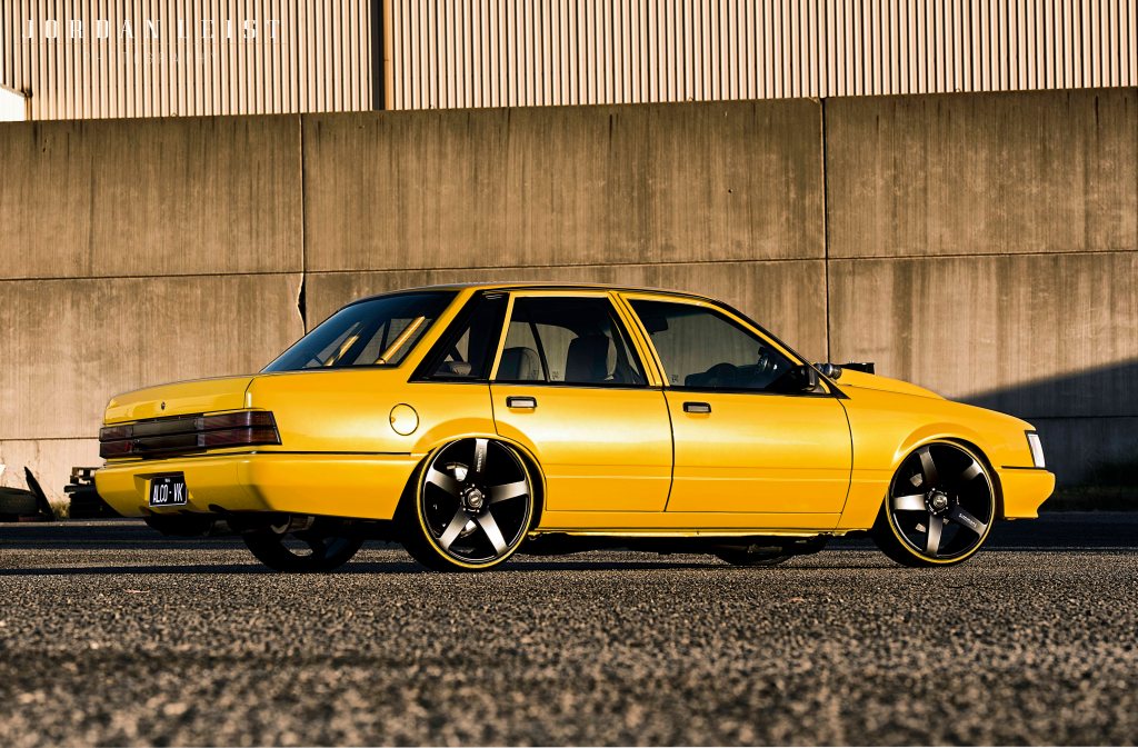 RAZOR’S EDGE – VK Commodore